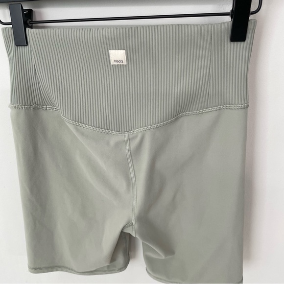 Vuori | Shorts | Vuori Ribbed Studio Bike Shorts Eucalyptus Green Size Small Run Train Gym S7 ...